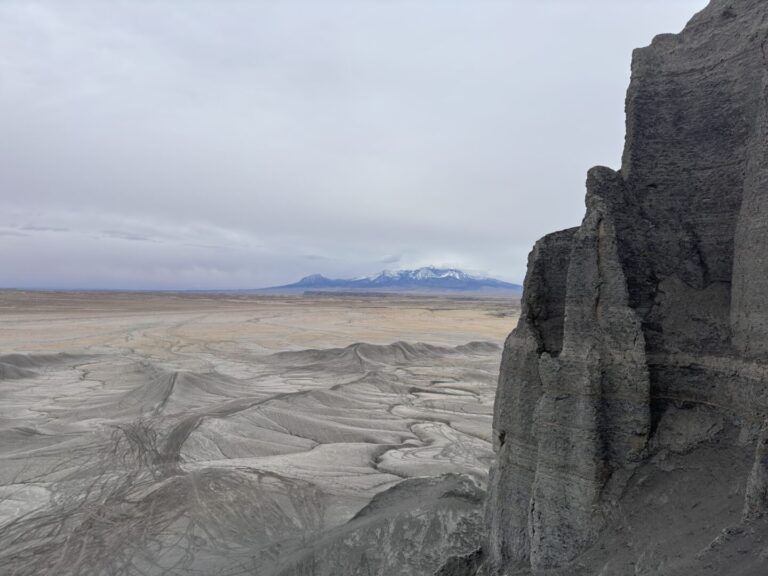 Factory Butte Utah: Complete Hiking Guide Near Hanksville