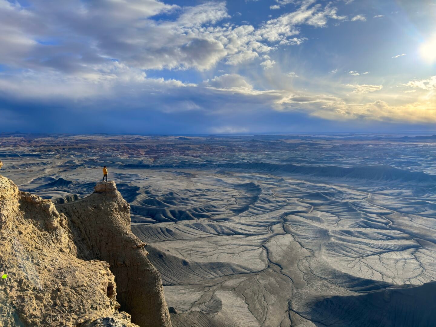 Moonscape Overlook Utah: Complete Hiking Guide Near Hanksville
